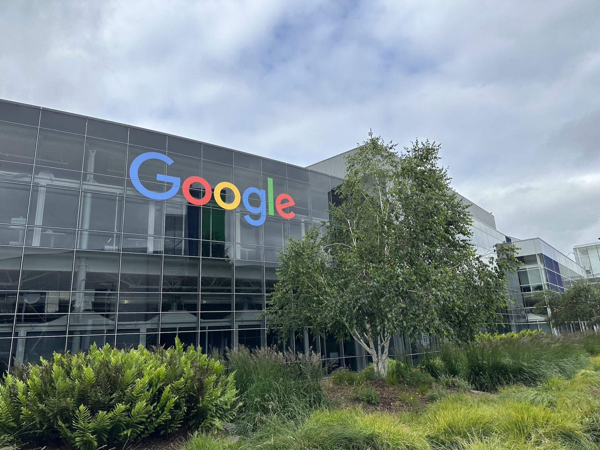 Google je na skrivaj zbiral podatke uporabnikov Androida in zlorabljal ...